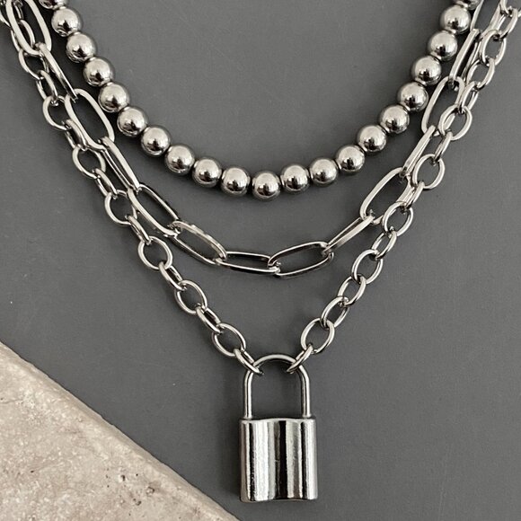 RM JEWELRY STUDIO | Jewelry | New Layered Silver Necklace Set Padlock ...